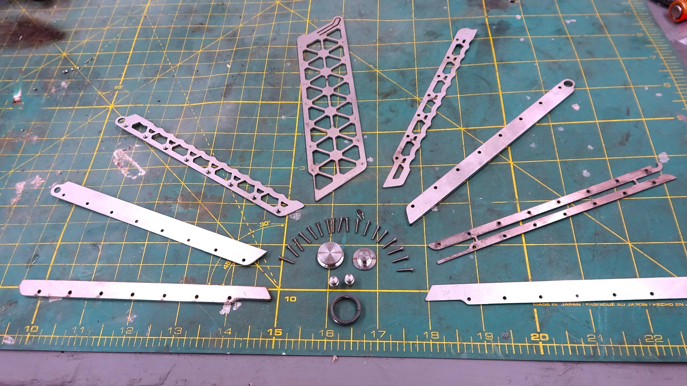 Blade Frame Kit 25mm Heavy Duty SS – AvE